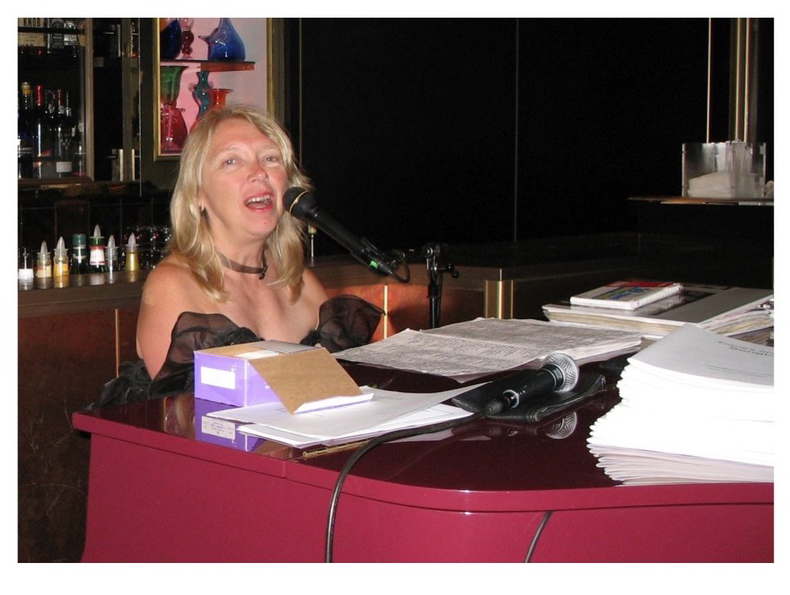 FRITZIE'S VINTAGE PERFORMANCE — Luna Star Cafe