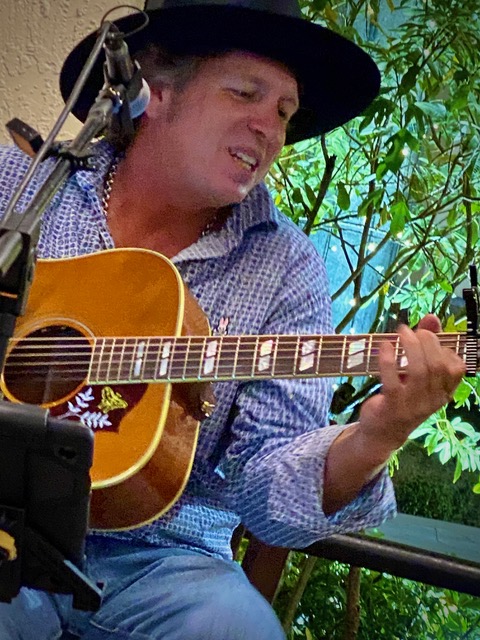 TOM BLAKE — Luna Star Cafe